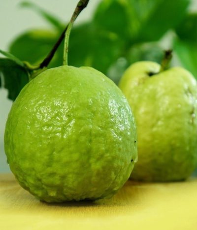 Jambu Batu, Wanita Ini Ajar Cara Pilih Yang Masak Ranum Dan Isi Manis!