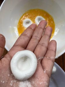 Tepung Bunga Guna 3 Bahan, Kuih Kenyal-Kenyal Manis Ini Ramai Suka!