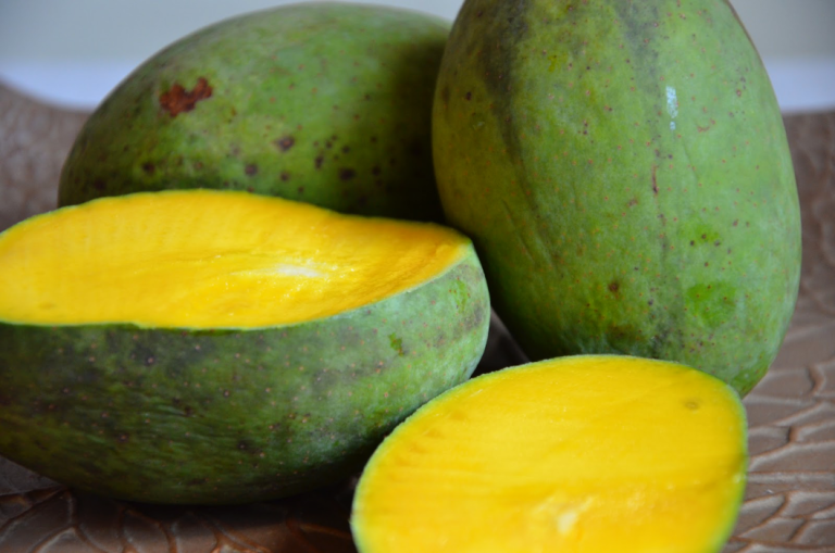 Jenis Mangga Popular Di Malaysia, No. 3 Isi Sedap Dan Manis Leting!