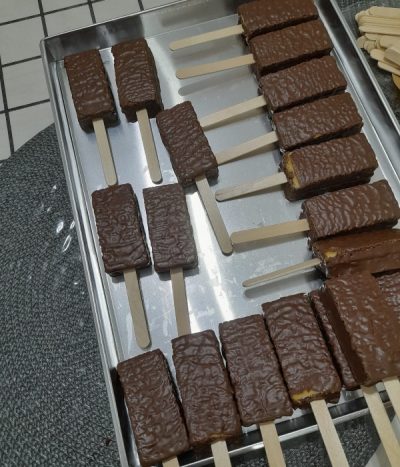 Apollo Cake Popsicle Untuk Jamuan Sekolah Anak, Kreatif Dan Menarik!
