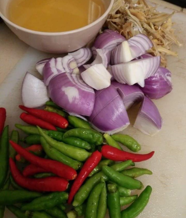 Resepi Sambal Hitam Simple, Sampai Hujung Bulan Sedapnya Tak Hilang