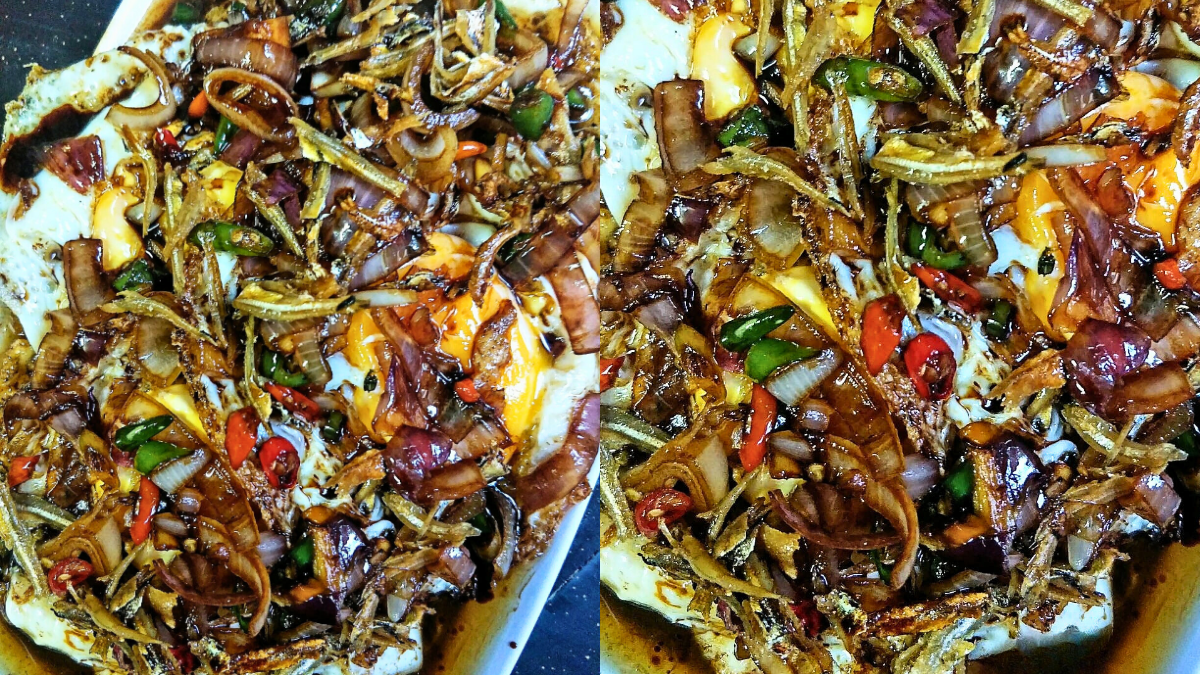 Ikan Bilis Rangup Dengan Telur Kicap Pedas, Menu Ringkas Tapi Padu!