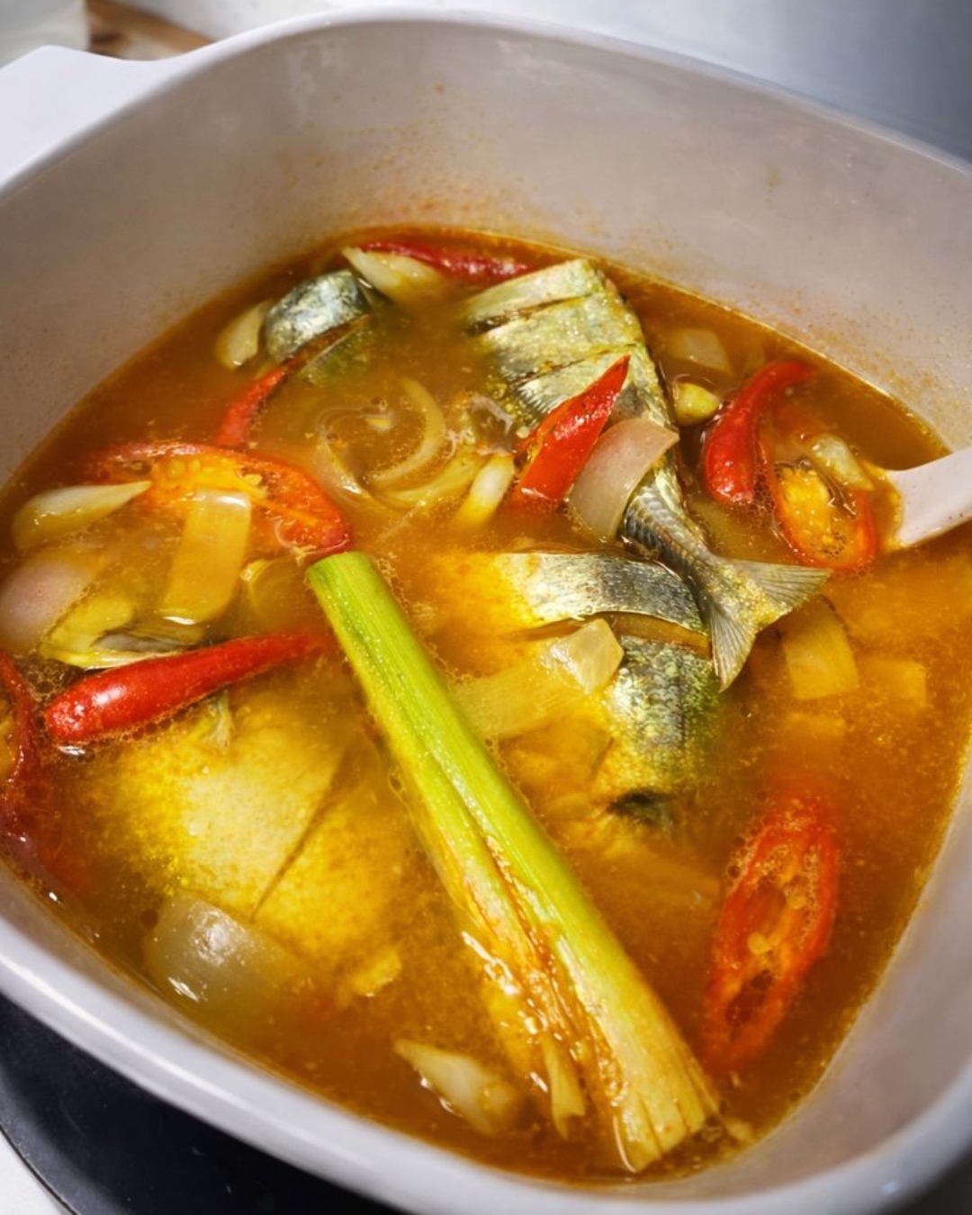 Ikan Masak Singgang Cara Mak-Mak, Kuah Ringan & Sedap