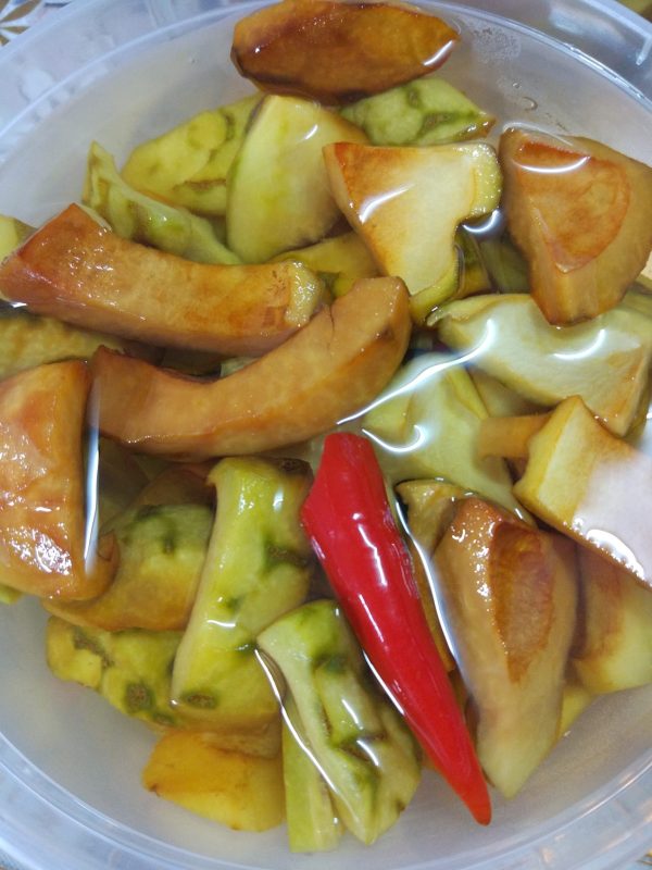 Resepi Jeruk Buah Katak Puru Rangup, Bila Makan Susah Nak Berhenti