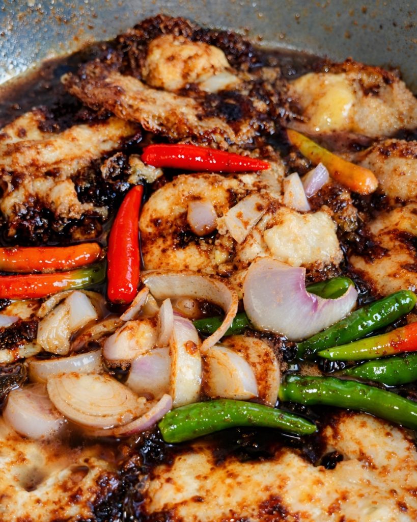 Telur Masak Kicap Simple, Lauk Ringkas Tapi Sedap