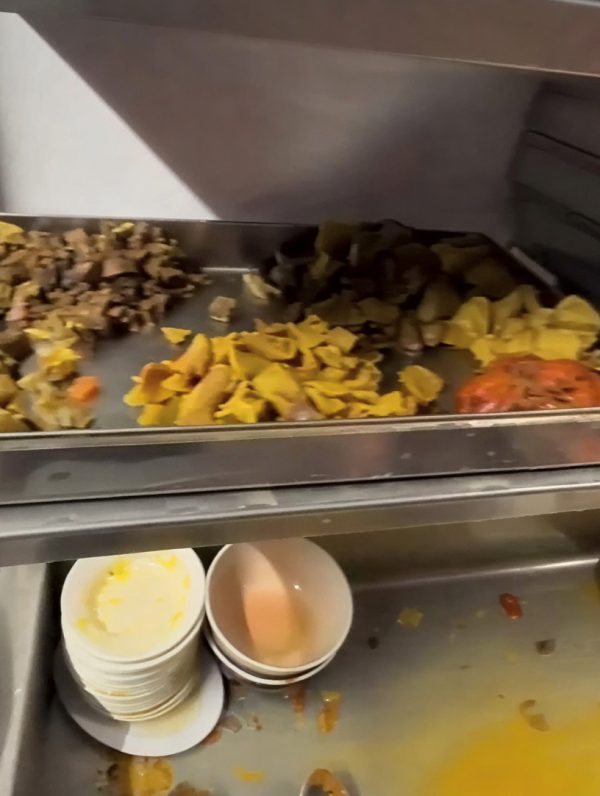 Restoran Didakwa Basuh Lebihan Makanan Untuk Dijual Semula, Netizen ...
